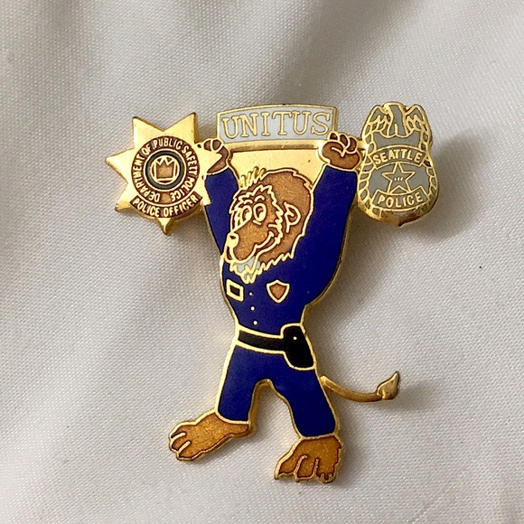 Vintage | Jewelry | Vtg Seattle Police Unitus Pin | Poshmark